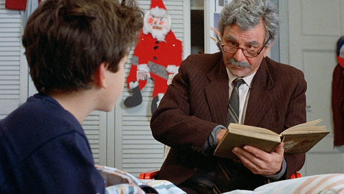 Everything You Need to Know About Framing Devices - ScreenCraft